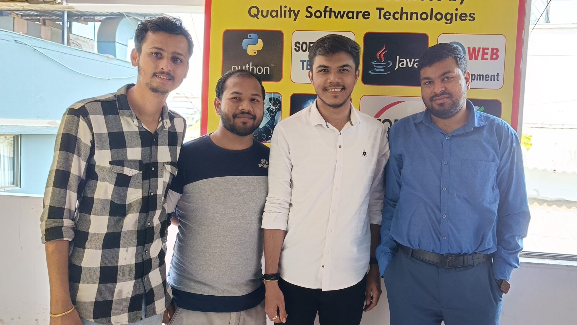About Us – QualitySoftech #1 IT Training In Mumbai